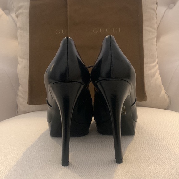 Gucci | Shoes | Gucci Leather Platform Pumps With Lace Up Corset Front ...
